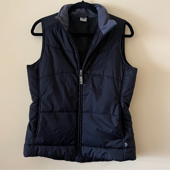 ALO Yoga | Jackets & Coats | Alo Yoga Black Nylon Sleeveless Quilted ...